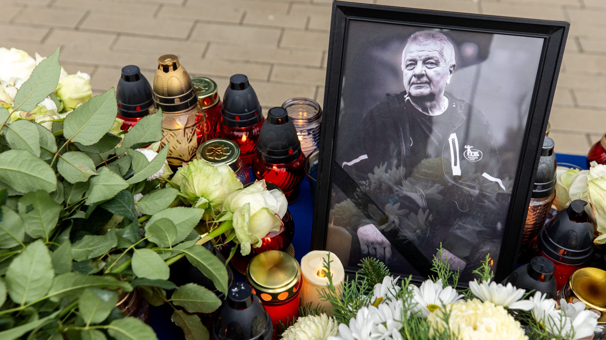 Dobozi Iván családja a lelátón szurkolt, miközben a sportcsarnok ...